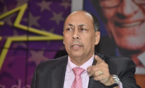 Exsenador Luis René Canaán abandona también el PLD | The Latin Post ...